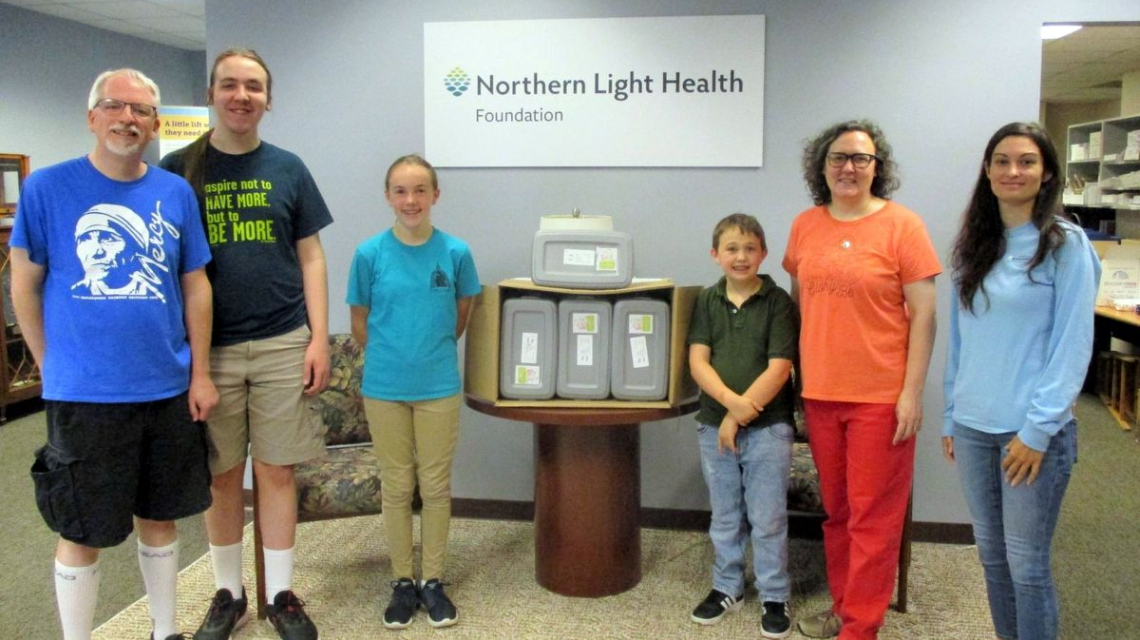 Bangor Parish Teens Bring miles to Hospitalized Children | Diocese of ... Bangor Parish Teens Bring miles to Hospitalized Children | Diocese of ...