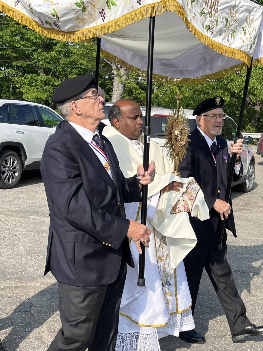 Pictures from Corpus Christi Sunday Eucharistic Processions in Maine ...